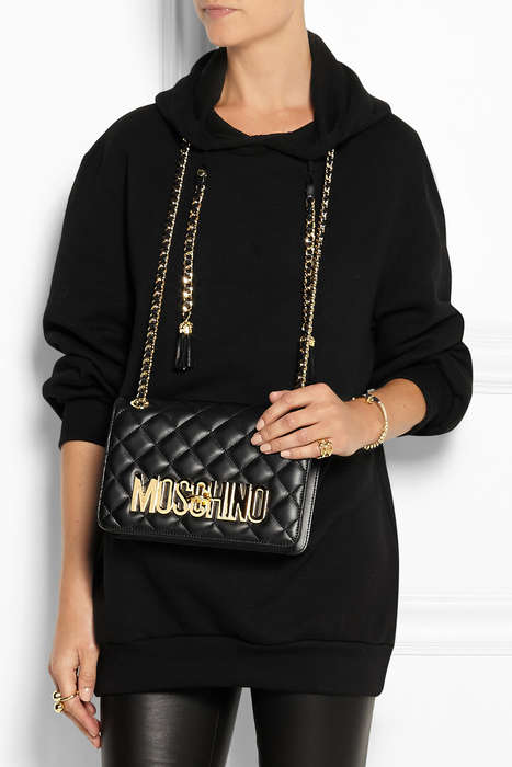 Handbag-Integrated Hoodies : "unique shirt design"