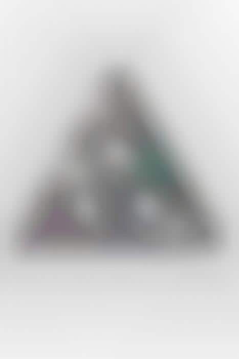 Stacked Pyramid Storage : triangle shelf