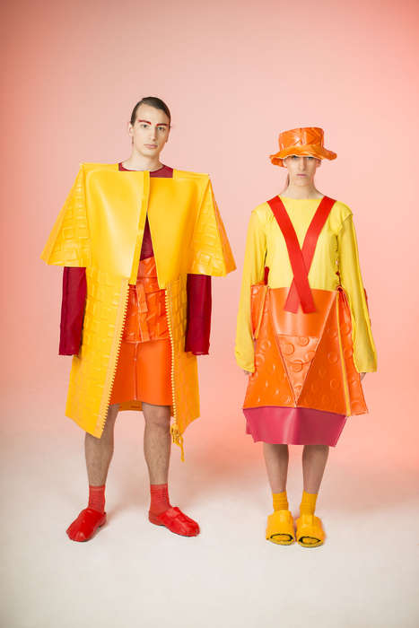 Avant-Garde Collapsible Apparel : unconventional fashion