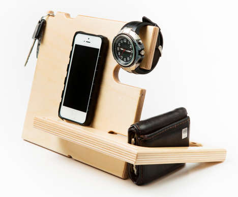 Wooden Docking Stations : iPhone 6 dock