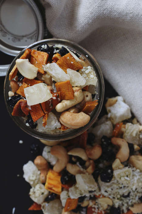 Tropical Trail Mix Combinations : trail mix