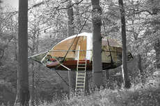 Eco-Friendly Portable Treehouses : Treehouse Tent