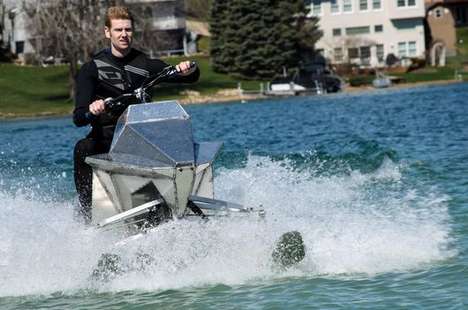 Tri-Ski Watercraft : Jet Blade