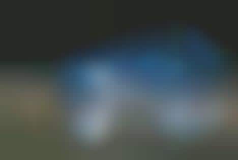 Poignant Sinking Statues : climate change art