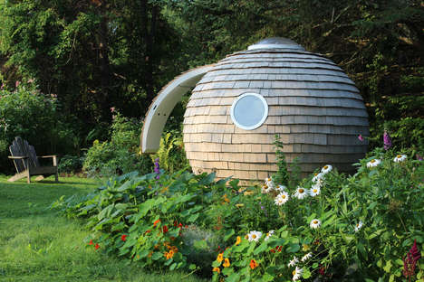 Eco-Friendly Burial Pods : burial pods