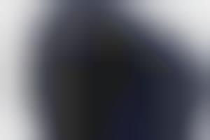 Hooded Office Chairs: The ‘Workbay' Keeps Worker Bees Focused