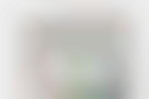 Designer Hourglasses: Sandy Jewelry Puts Time on Your Side