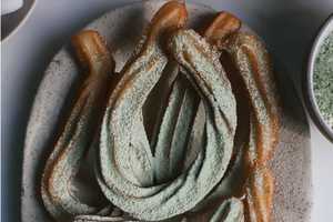 Matcha Tea-Covered Churros : churros recipe