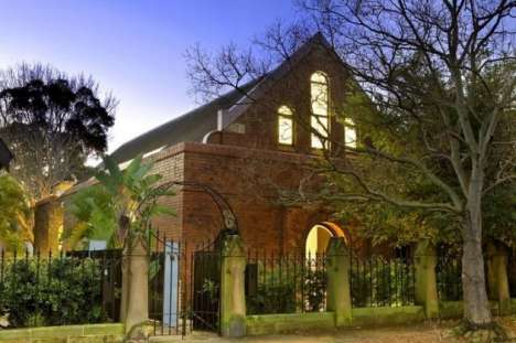 Holy Homes: Converted Church Gives New Meaning to Living in the House ...