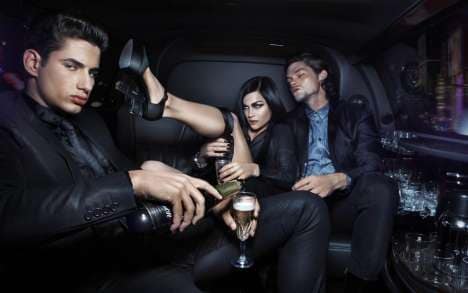 Aggressive Killer Shoetography: Erwin Olaf's Persuasive Photos