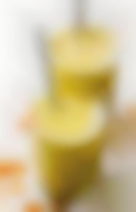 Piquant Gilded Milkshakes : golden milkshake