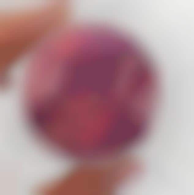 18 Creative Cosmetic Compacts