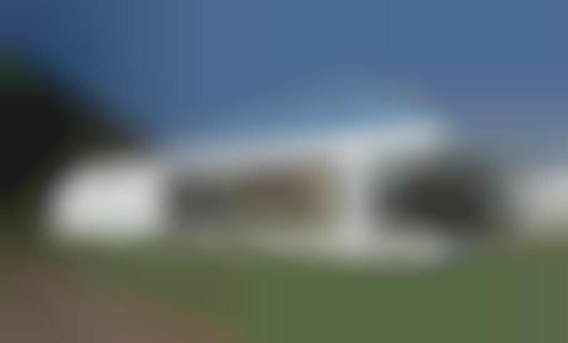 42 All-White House Designs