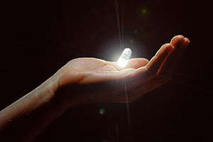 Solar LED Capsules: 'Capsuli' Spreads Eco-Friendly Light In Case Of ...