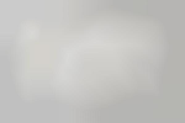 Aquatic Floating Fish Clocks : Goldfish Clock