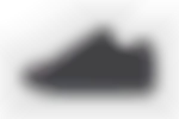 Grayscale Suede Sneakers : triple anthracite