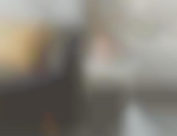 Smartphone-Charging Side Tables : wireless Charging Smart Table