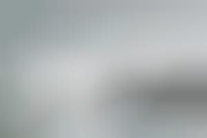 Sleek Work Spaces: Porro Proves Minimal Furniture Yields Maximal Beauty