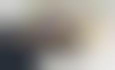 Productivity-Enhancing Lap Workstations : X LapDesk