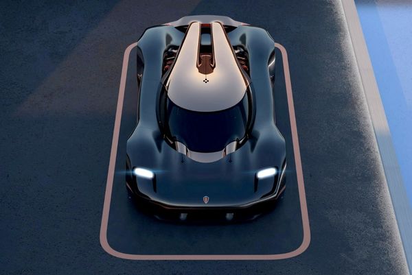 Curvaceous Road-Hugging Sports Cars : Koenigsegg Koenigsei