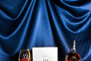 Commemorative Cocktail Sets : Commemorative cocktail set