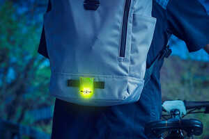 Magnetic LED Visibility Devices : flashing LED marker