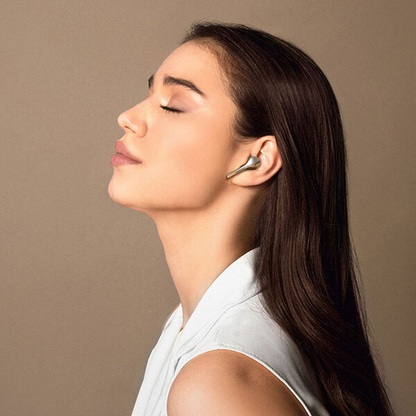 Haute Jewelry-Like Earbuds : concept earbuds