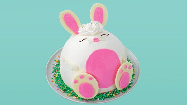 Cheerful Springtime Bunny Cakes : Hopscotch the Bunny Cake