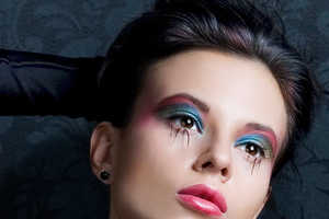 Spider Leg Eyelashes: Amalyshev Malyshev Turns the Ordinary into the ...