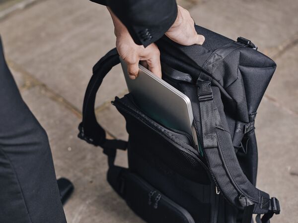 Sleek Expandable Backpacks : RiutBag X35