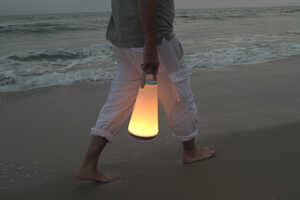 Campfire-Inspired Table Lamps : Uma Sound LED Table Lamp