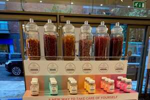 Gummy Vitamin Pop-Ups : vitamin pop up