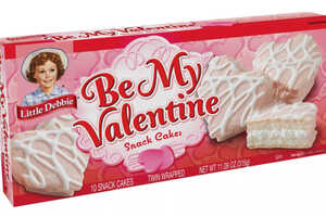 Charming Heart-Shaped Snack Cakes : Little Debbie Be My Valentine