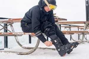 High-Performance Carbon Ski Boots : Hi-Speed Boot