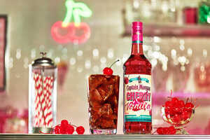 Nostalgic Cherry Spiced Rums : Captain Morgan Cherry Vanilla