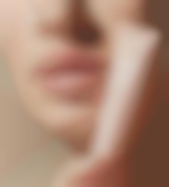 20 Powerful Skin-Plumping Serums