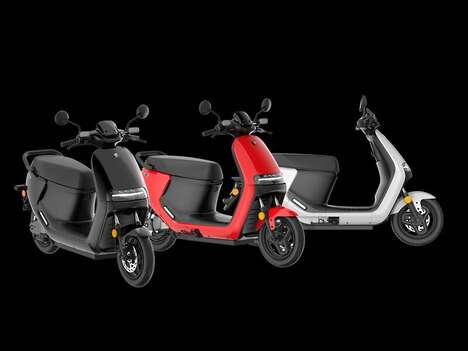 Powered Folding Electric Scooters : Zipper electric scooter