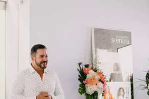 Breast Augmentation Mirrors : See Yourself in Sientra