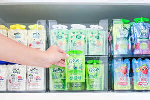 Color-Coded Snack Pantries : organizing pantry