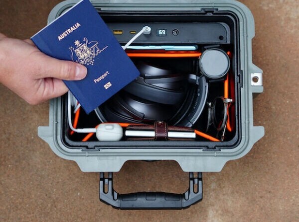 Protective Tech-Charging Cases : Powchell Charger