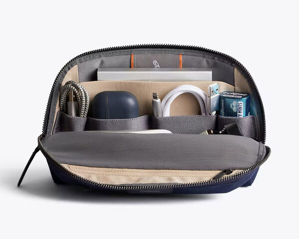 Portable Tech-Organizing Caddies : Bellboy Desk Caddy