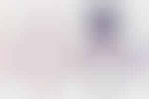 Legendary Singer Perfume Lines : CHER