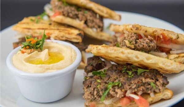 Mediterranean Street Food Sandwiches : Arayes Flatbread