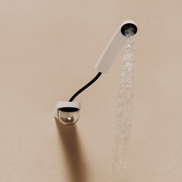 Demure Hand Shower Faucets : Bell Jar shower head