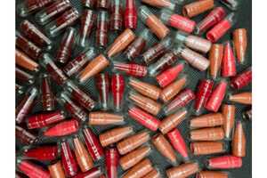 Compact Single-Use Makeup : make up snacks