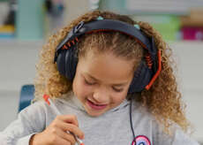 Student-Minded Education Headsets : Logitech Zone Learn