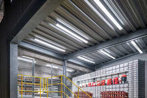 Repurposed Textile Factory Stores : freitag 1