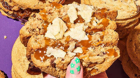 Munchie-Themed 4/20 Cookies : Crunchie Munchie Deluxe