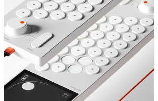 Connected Musical Chord Keyboards : Chord Machine AKT-0.1