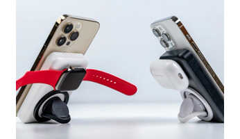 Modular Quad-Device Power Banks : convertible power bank